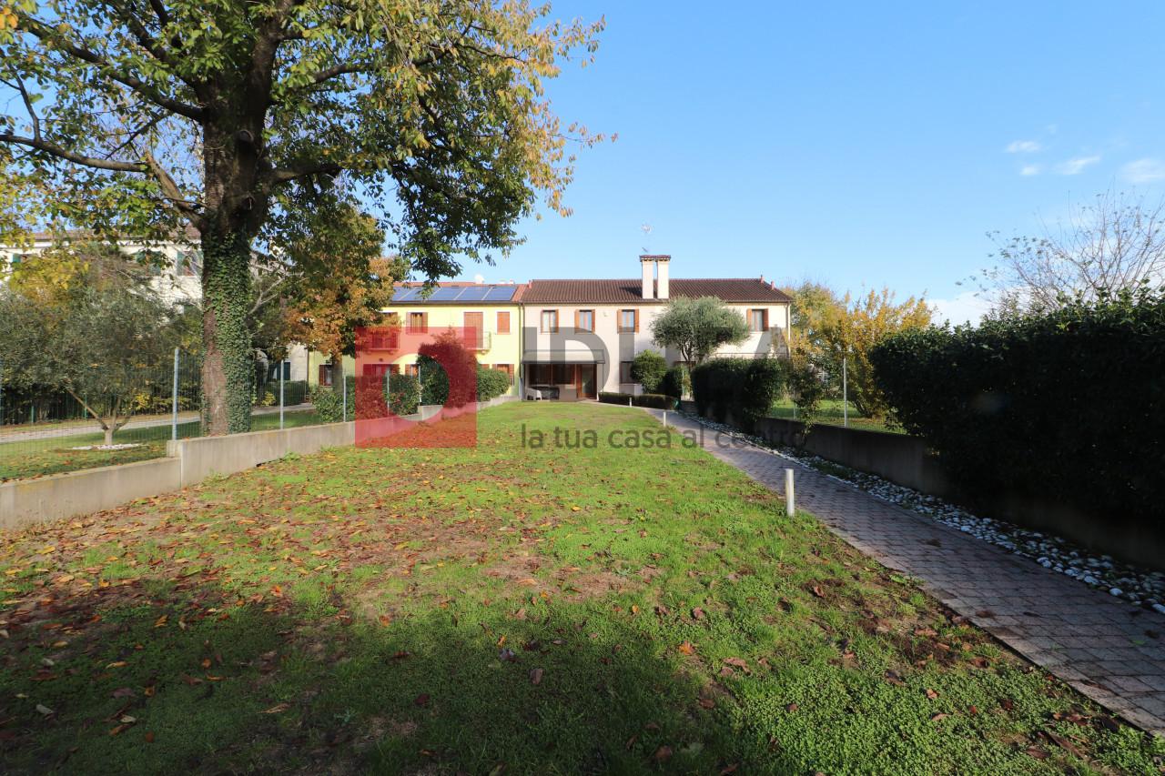 Villa a schiera in vendita a Silea