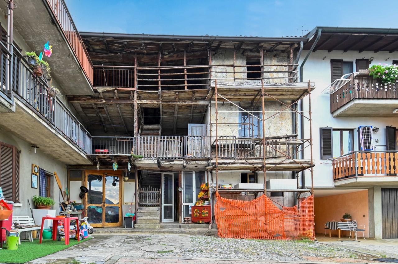 Casa indipendente in vendita a Albino