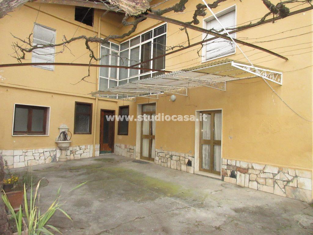 Casa indipendente in vendita a Sovere