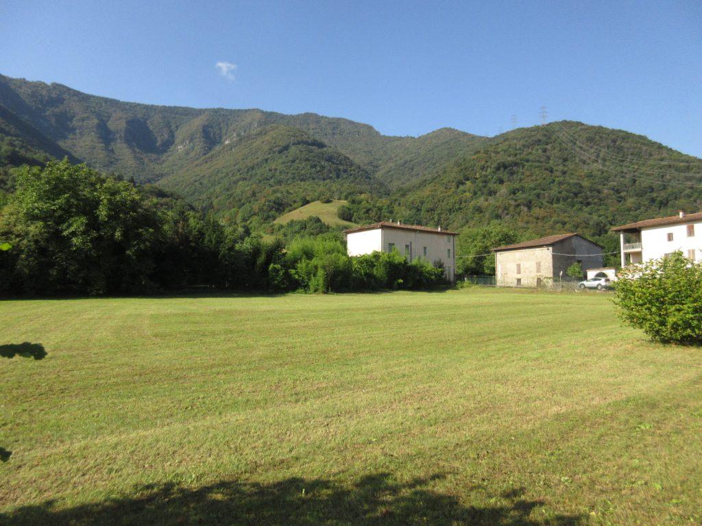 Terreno edificabile residenziale in vendita a Endine Gaiano
