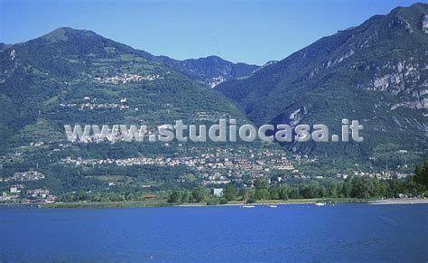 Terreno edificabile residenziale in vendita a Costa Volpino