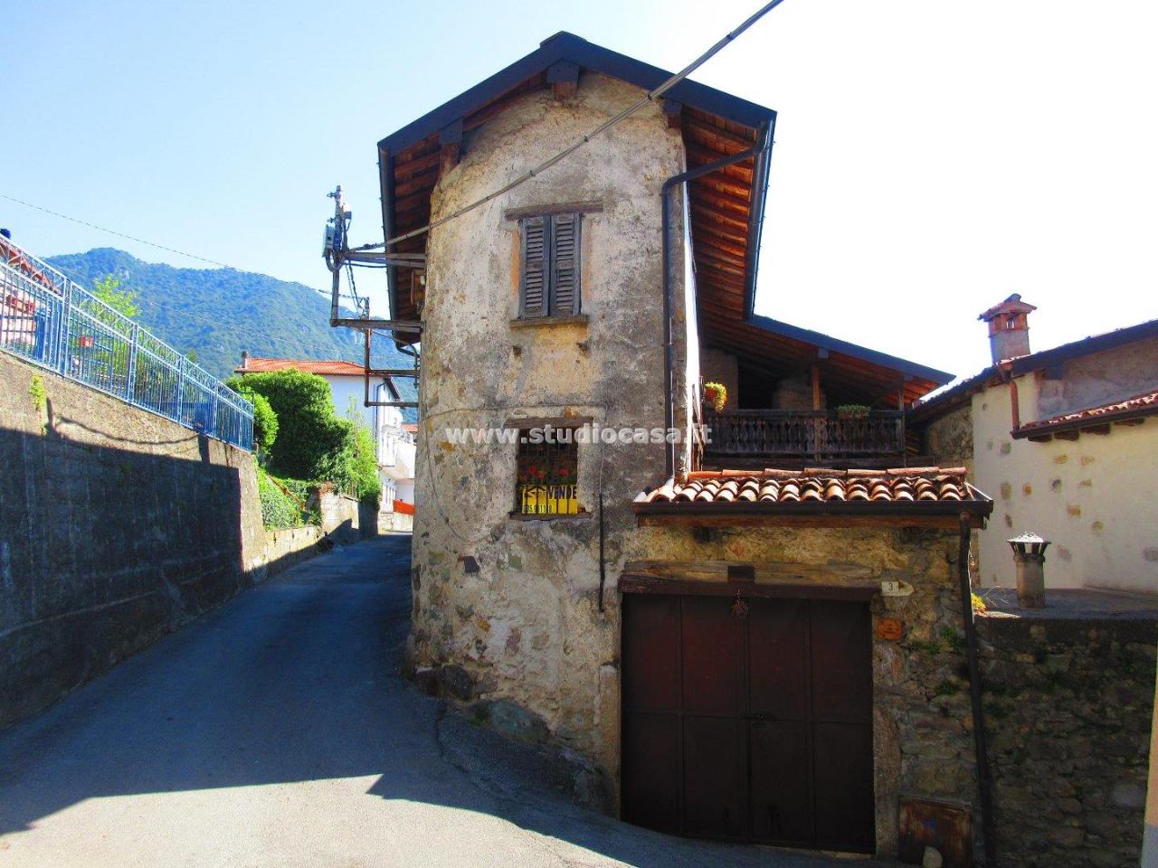 Casa indipendente in vendita a Costa Volpino