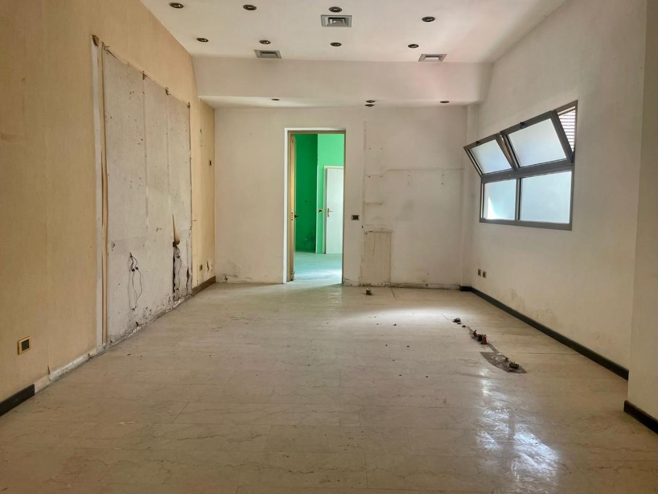 Negozio in vendita a Mantova