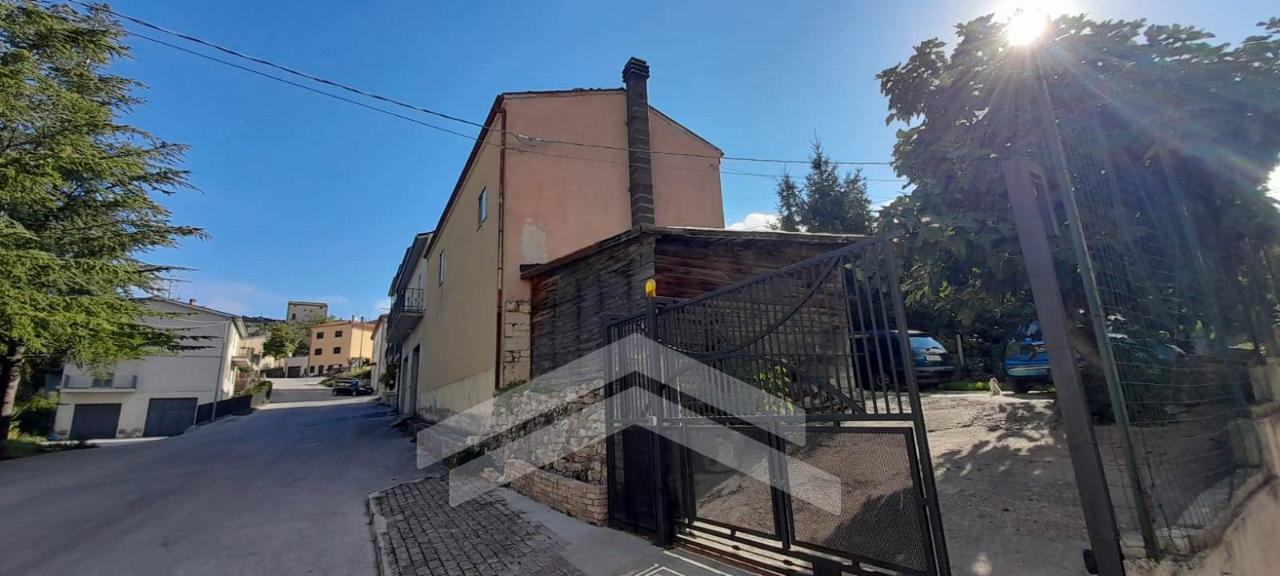 Casa indipendente in vendita a Oratino