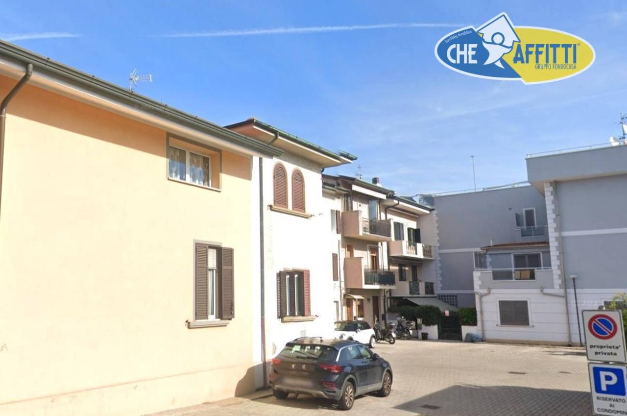 Casa indipendente in affitto a Viareggio