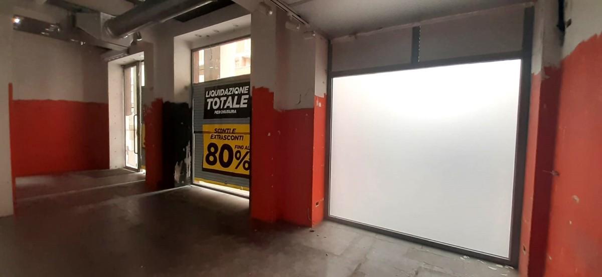 Negozio in affitto a Bologna