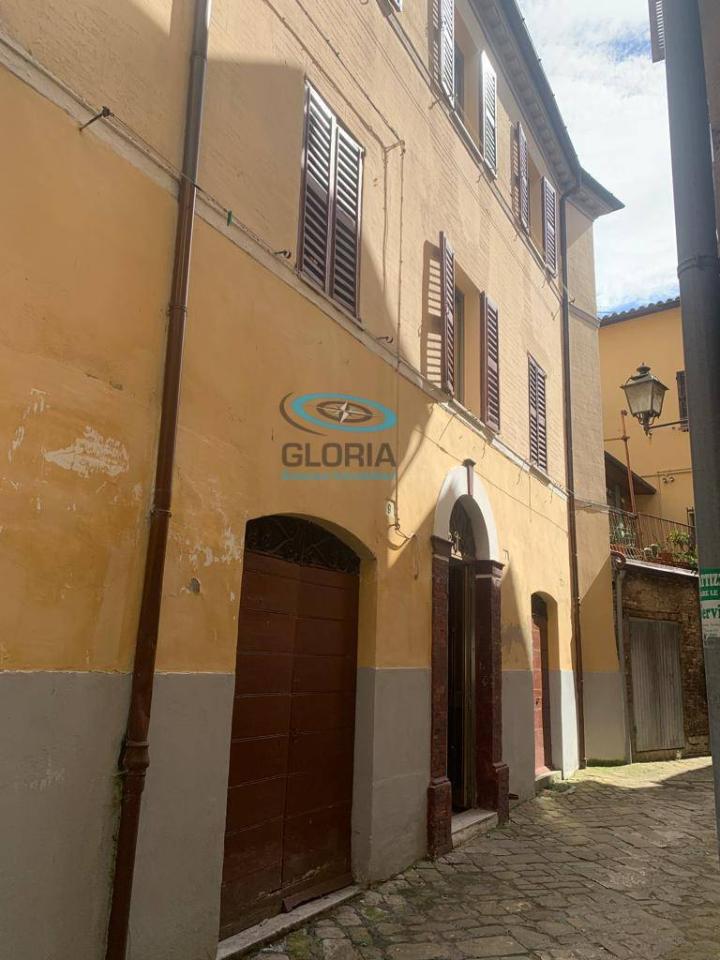 Casa indipendente in vendita a Fabriano