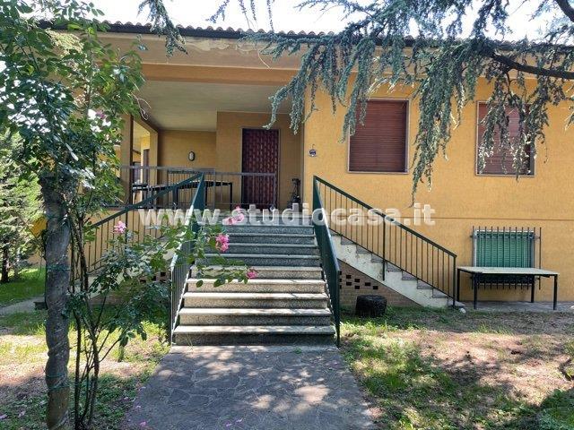 Villa in vendita a Crema