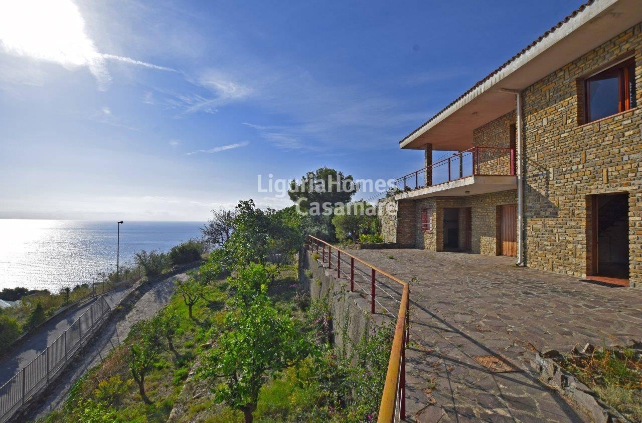 Villa in vendita a Ospedaletti