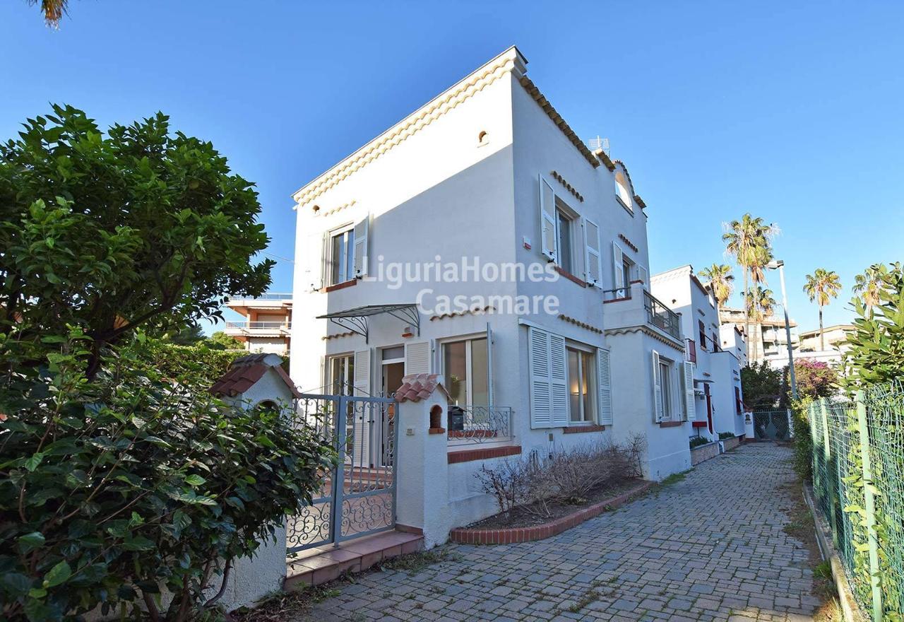 Villa in vendita a Sanremo