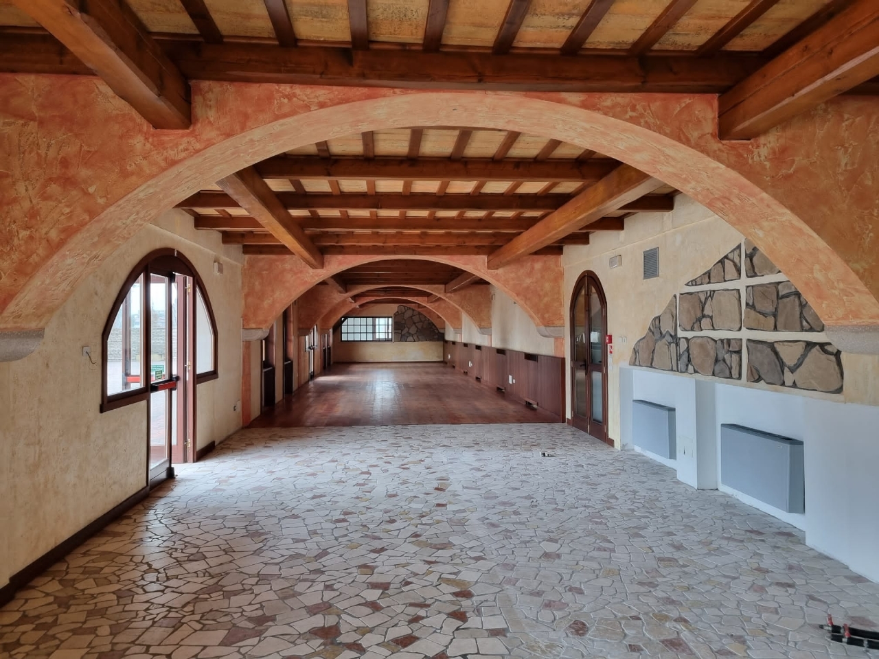 Locale commerciale in vendita a Latisana