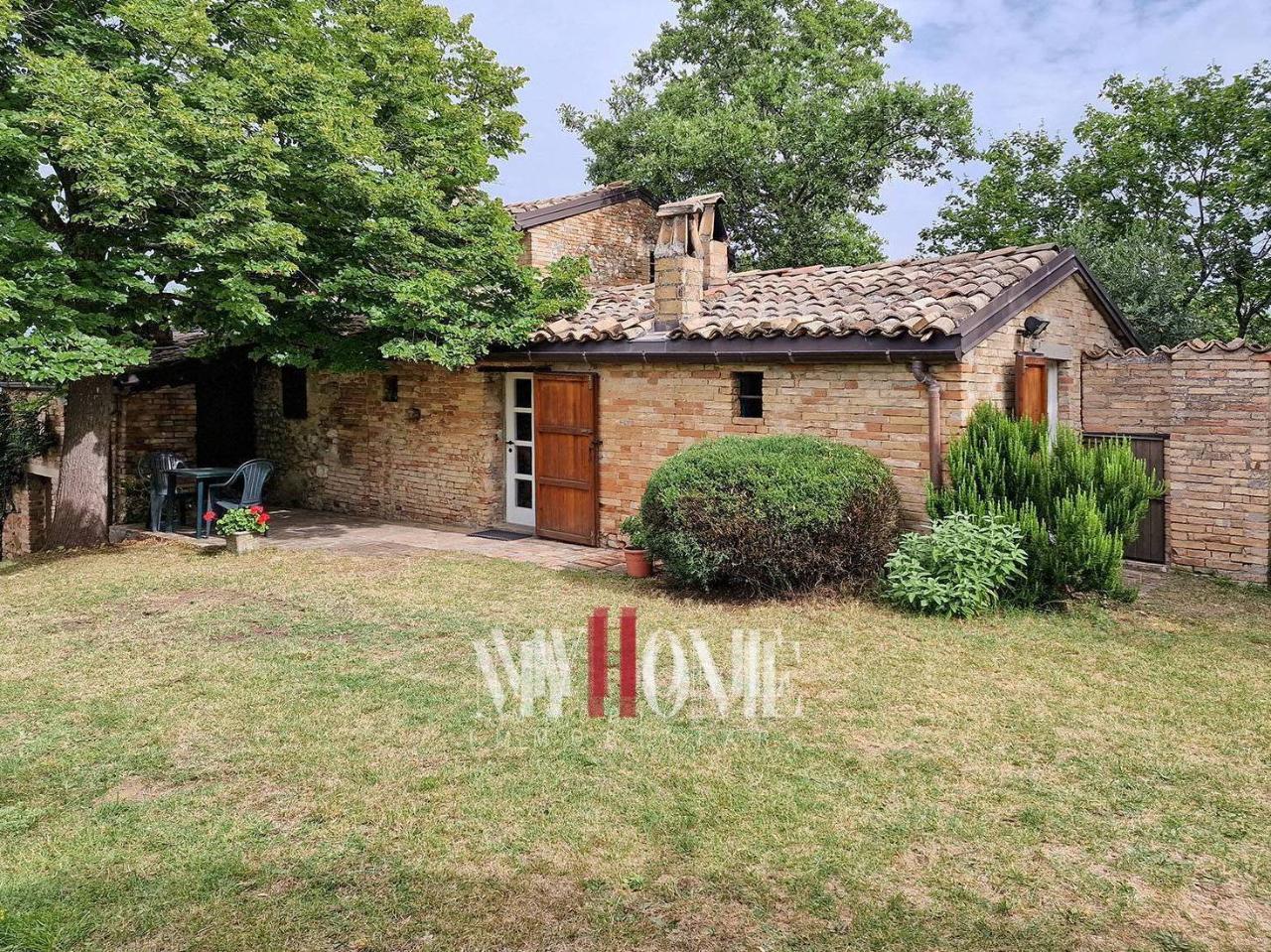 Rustico in vendita a Montalto Delle Marche