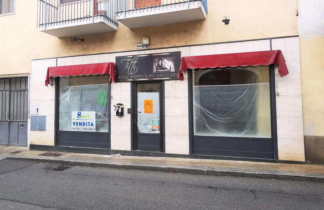 Negozio in affitto a Volpiano