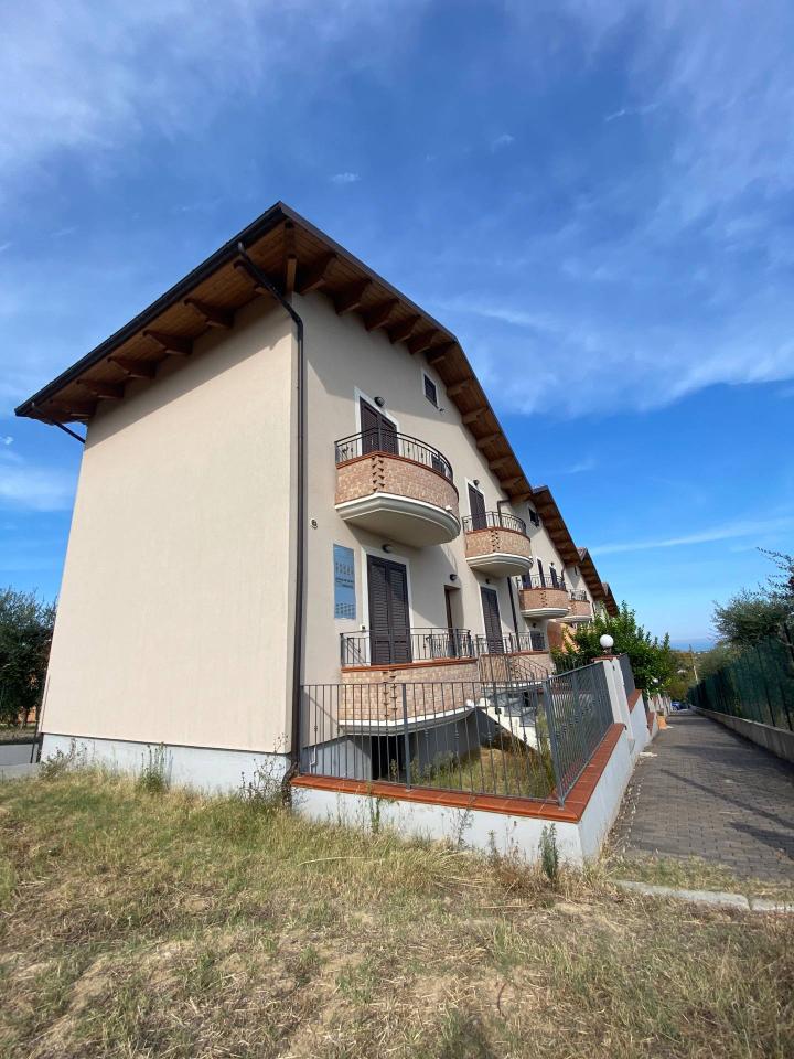 Villa a schiera in vendita a Mosciano Sant'Angelo