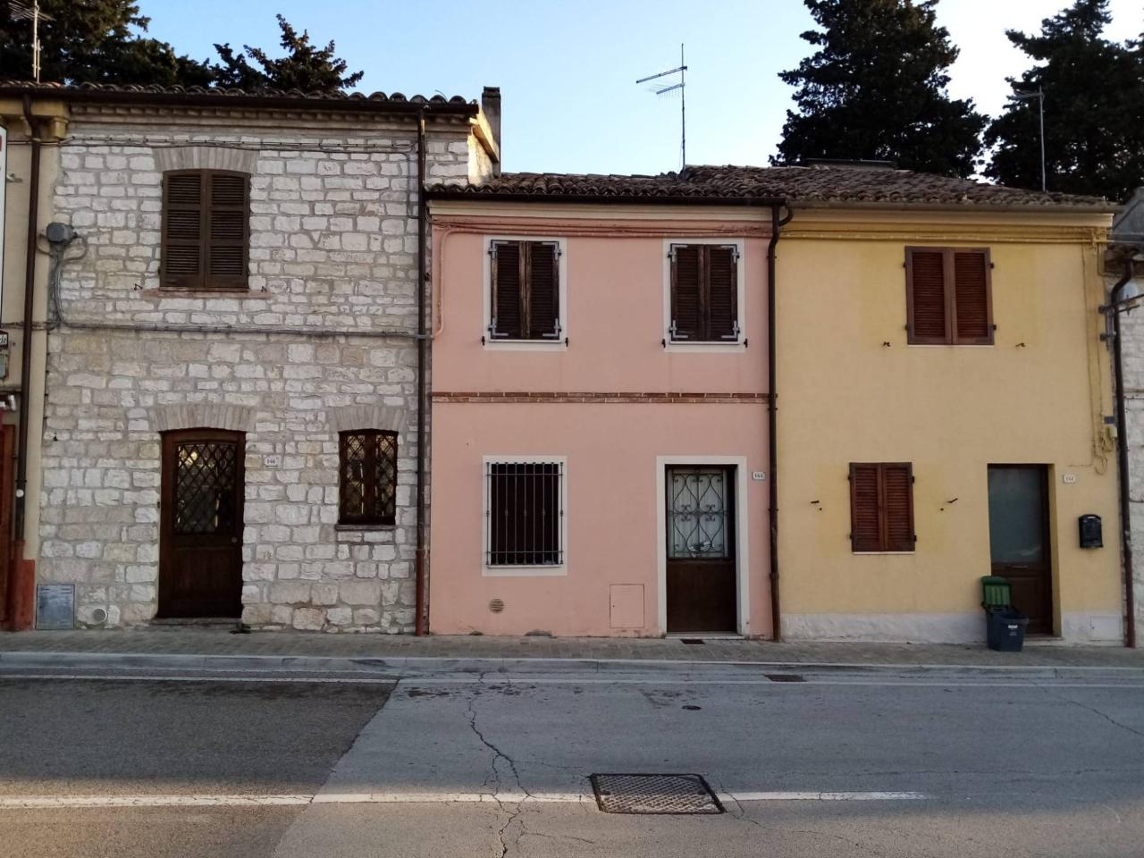 Casa indipendente in vendita a Sirolo