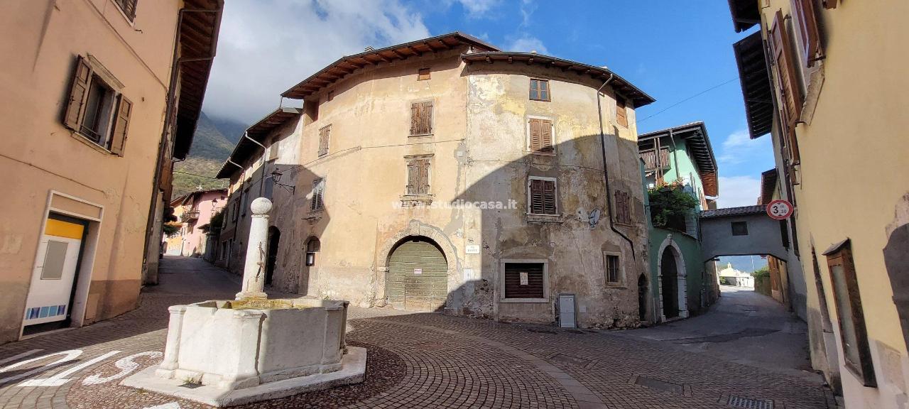 Villa quadrifamiliare in vendita a Ala