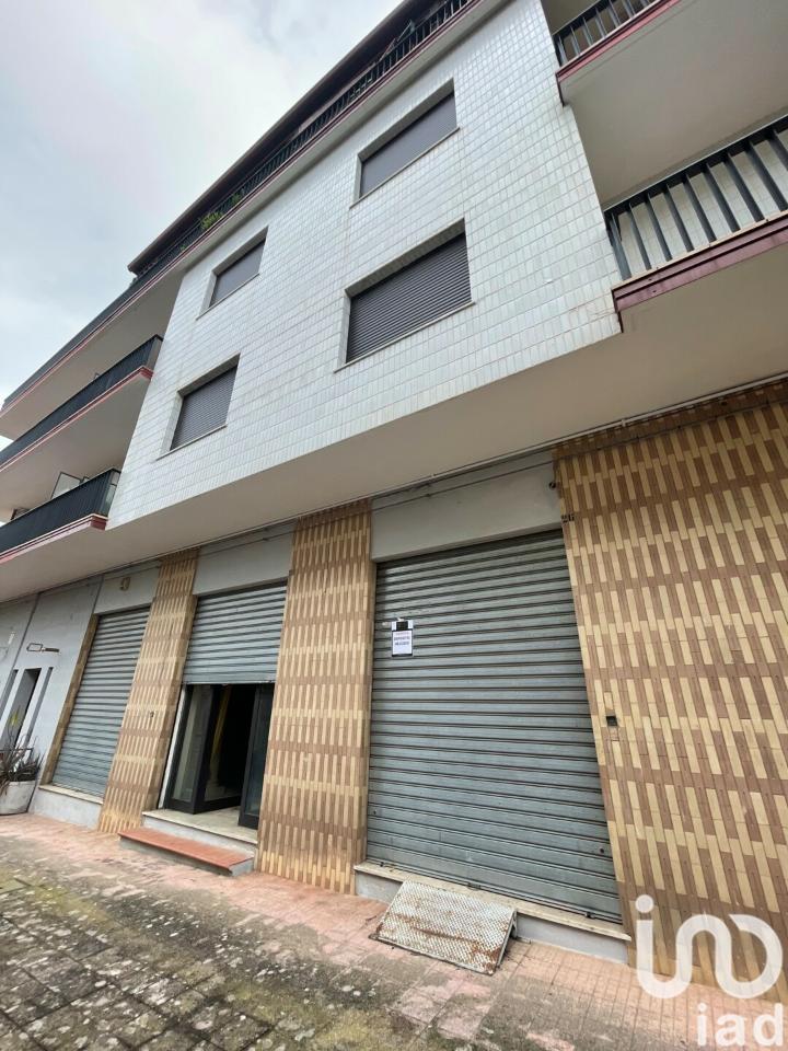 Negozio in vendita a Montalto Uffugo