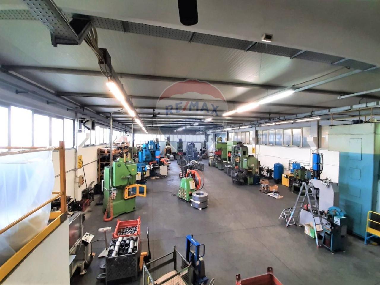 Esercizio commerciale in vendita a Vidor