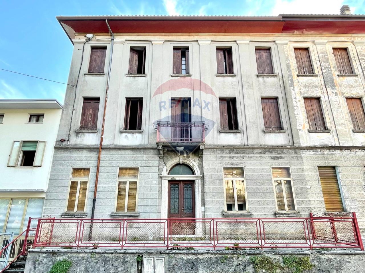 Appartamento in vendita a Quero Vas