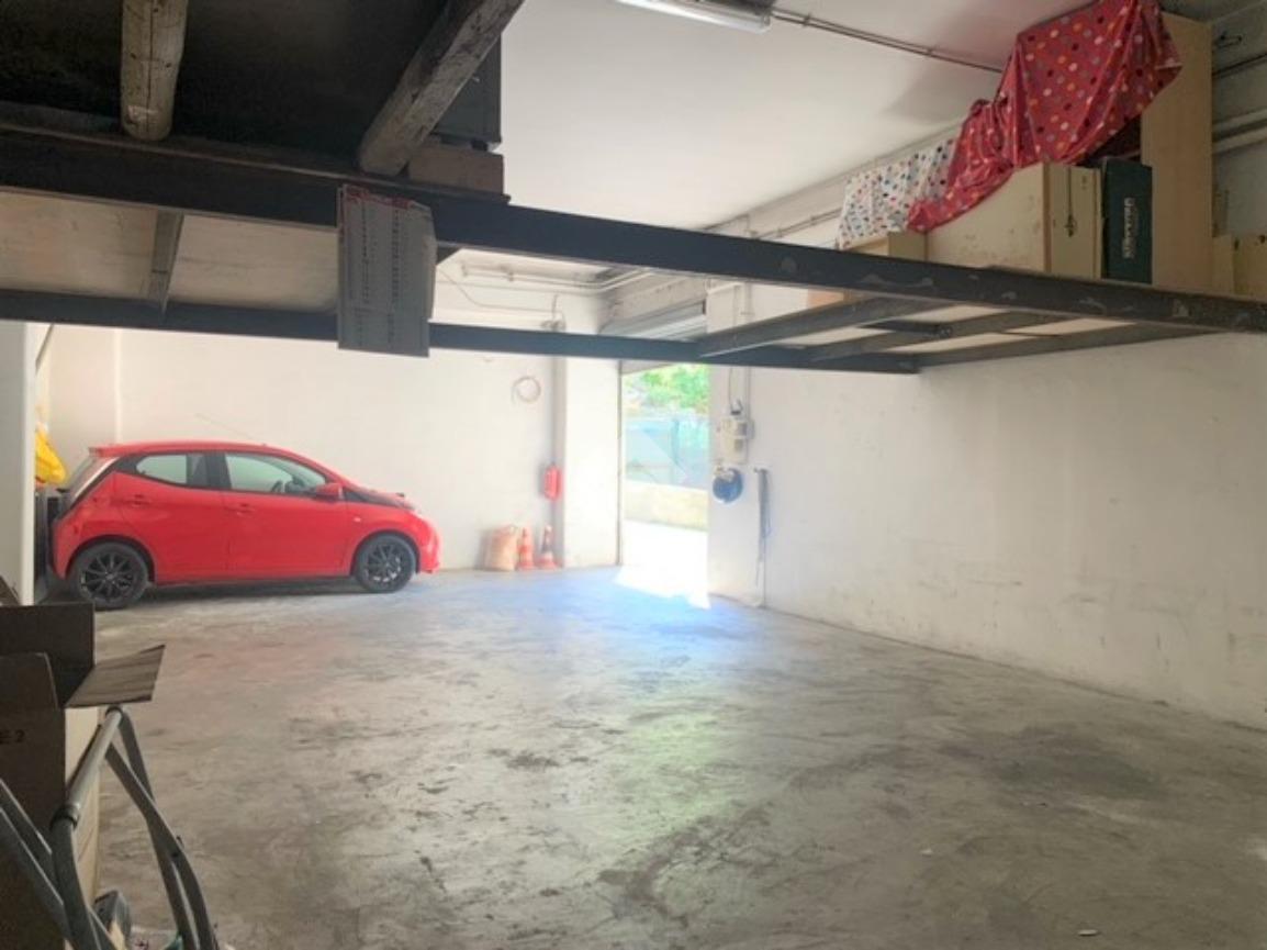 Box in vendita a Genova