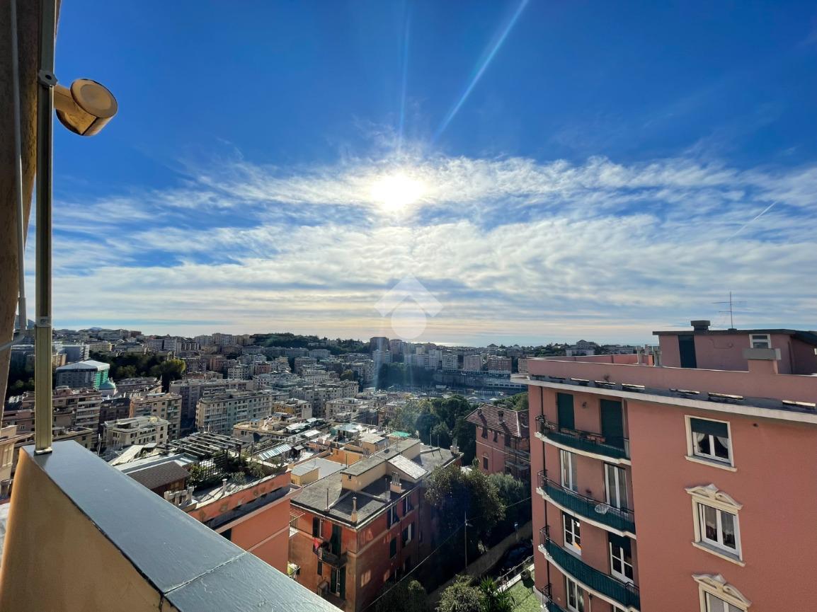 Appartamento in vendita a Genova