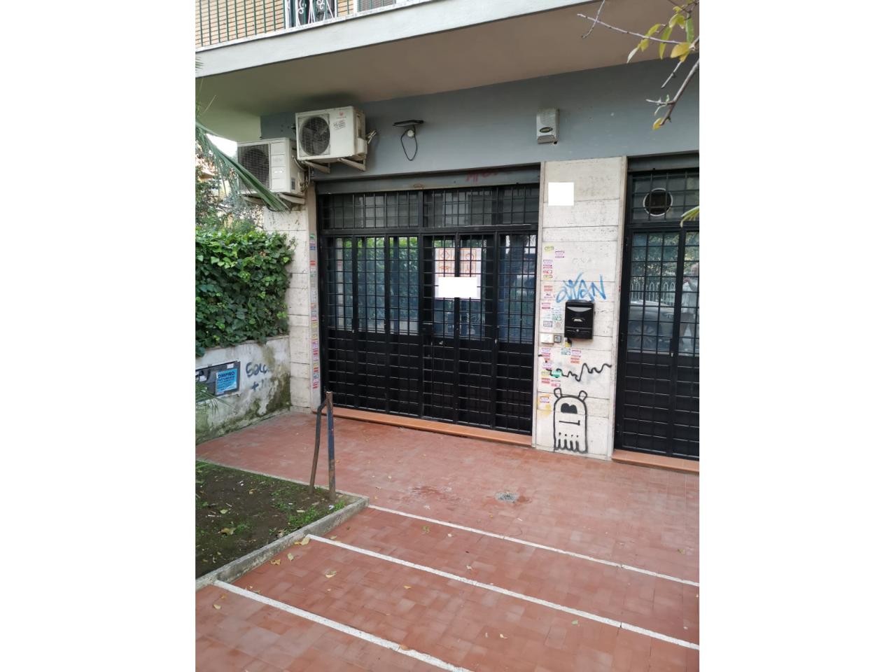 Negozio in vendita a Roma