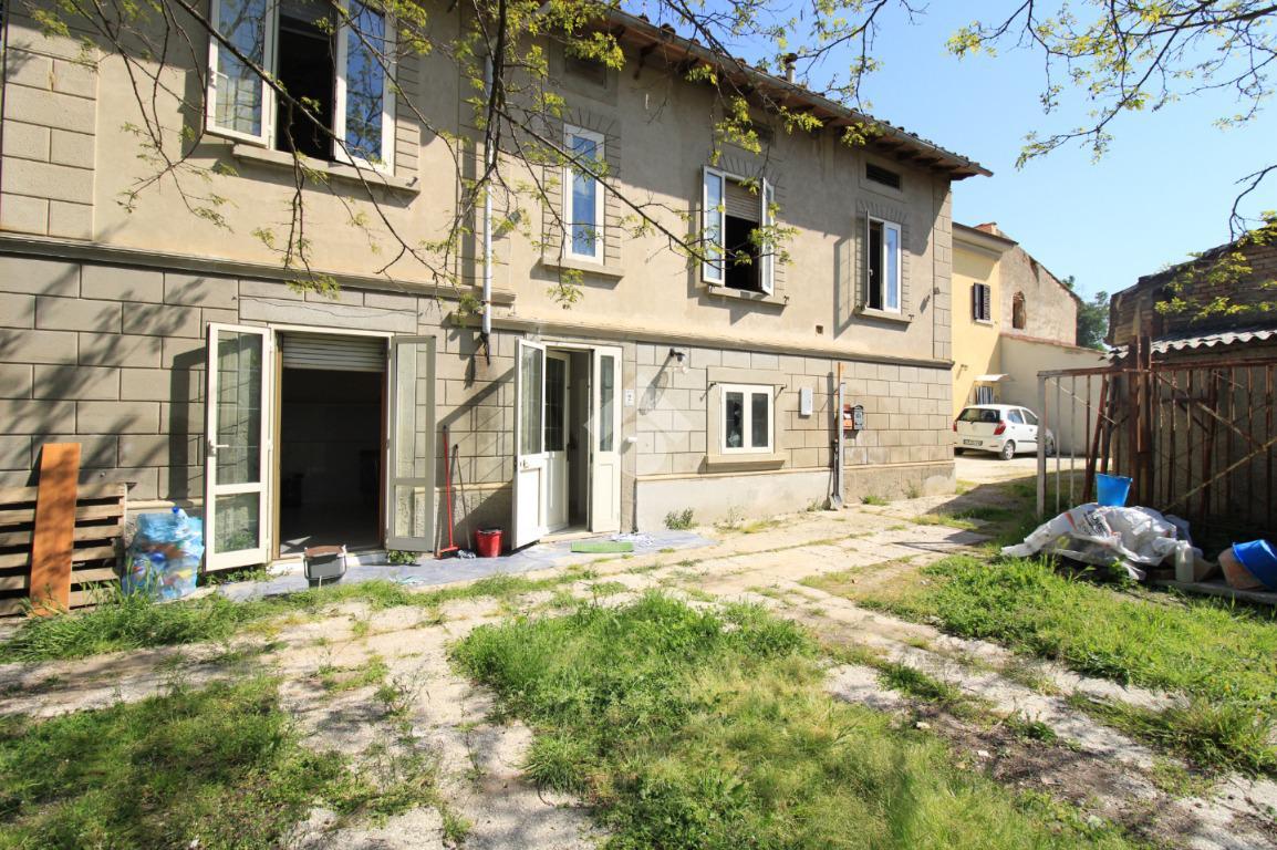 Casa indipendente in vendita a Capraia E Limite