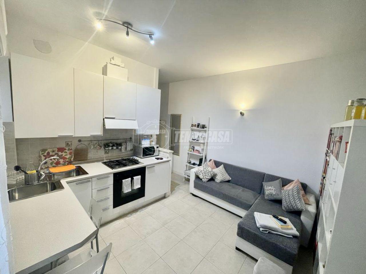 Appartamento in vendita a Rozzano