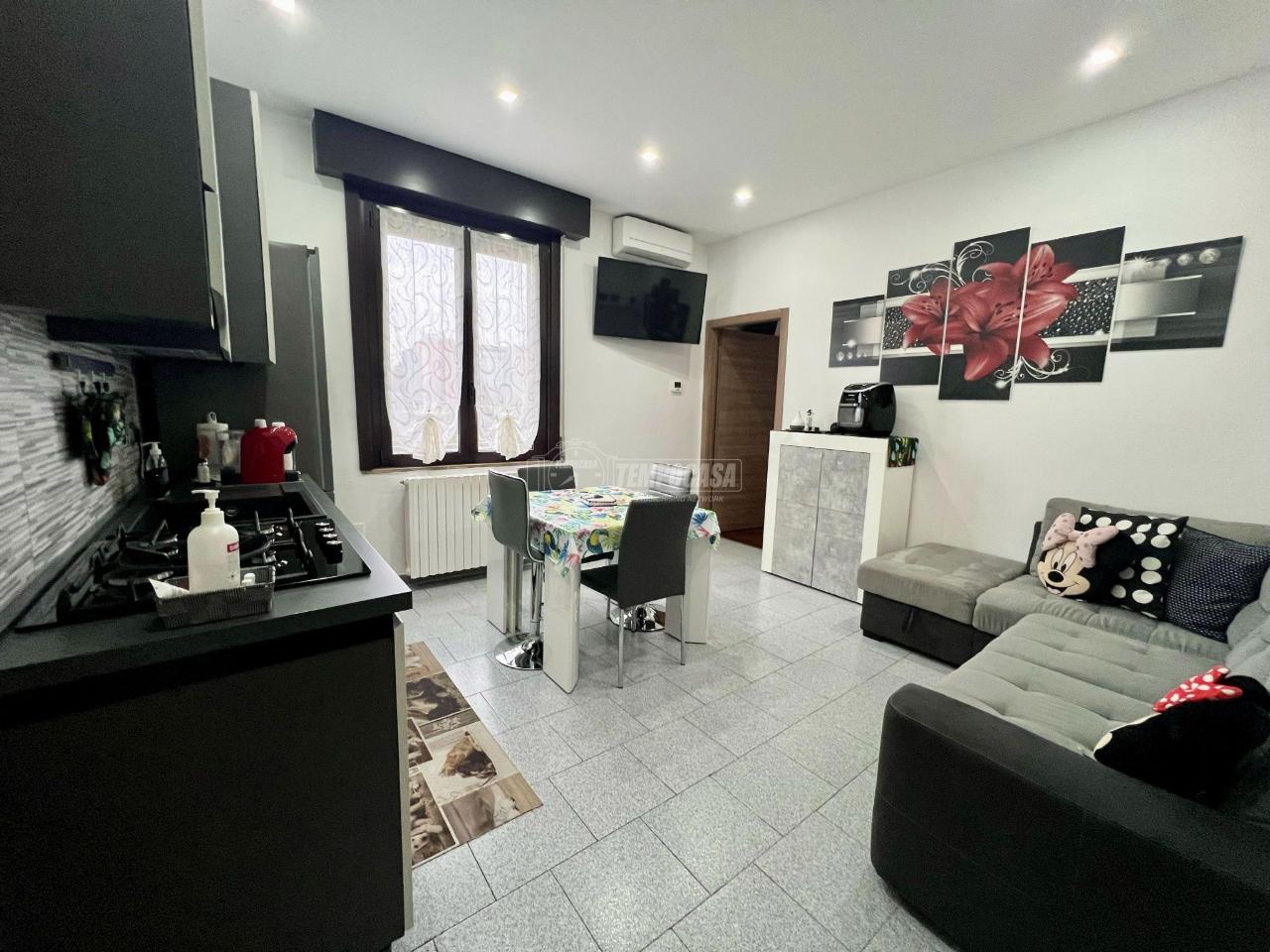 Appartamento in vendita a Rozzano