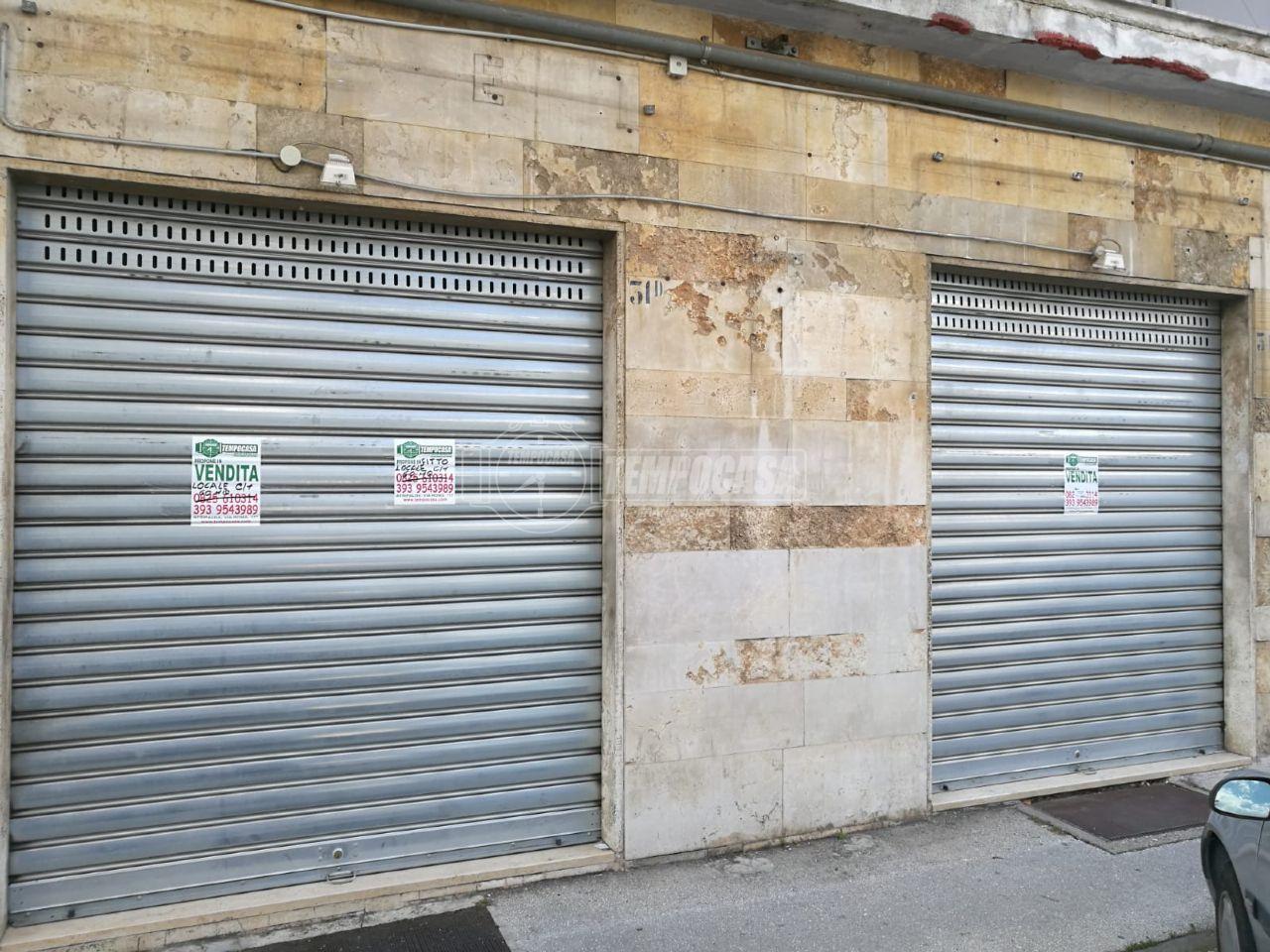 Negozio in affitto a Avellino