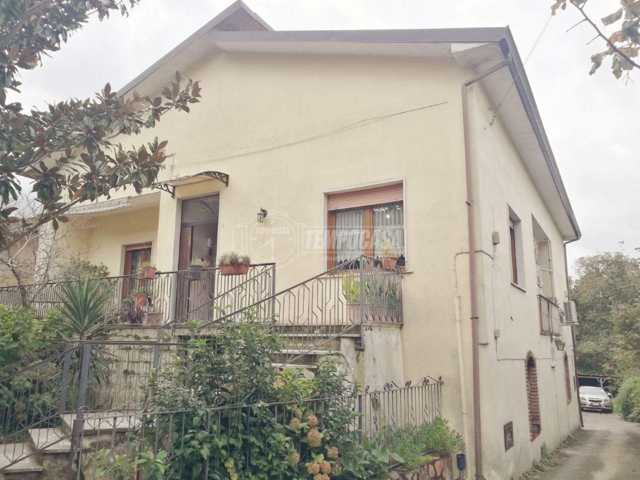 Appartamento in vendita a Serino