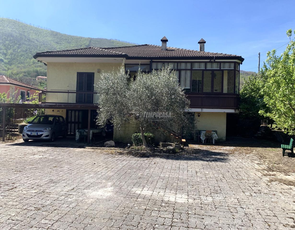 Casa indipendente in vendita a Monteforte Irpino