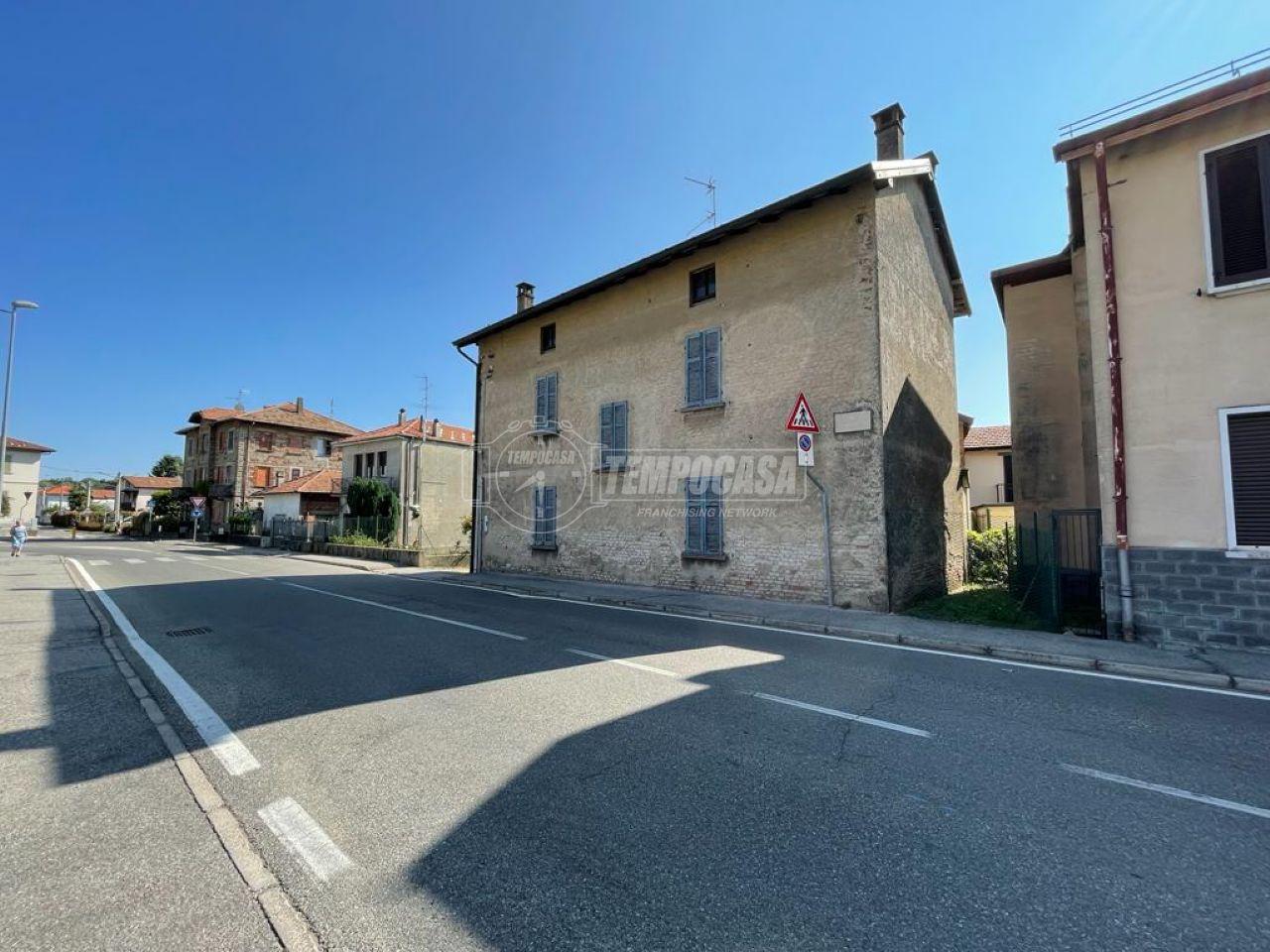 Casa indipendente in vendita a Beregazzo Con Figliaro