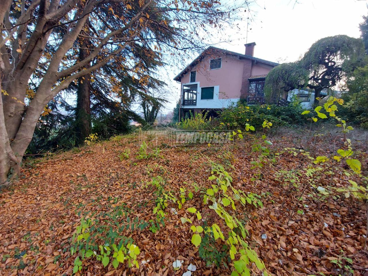 Villa in vendita a Appiano Gentile
