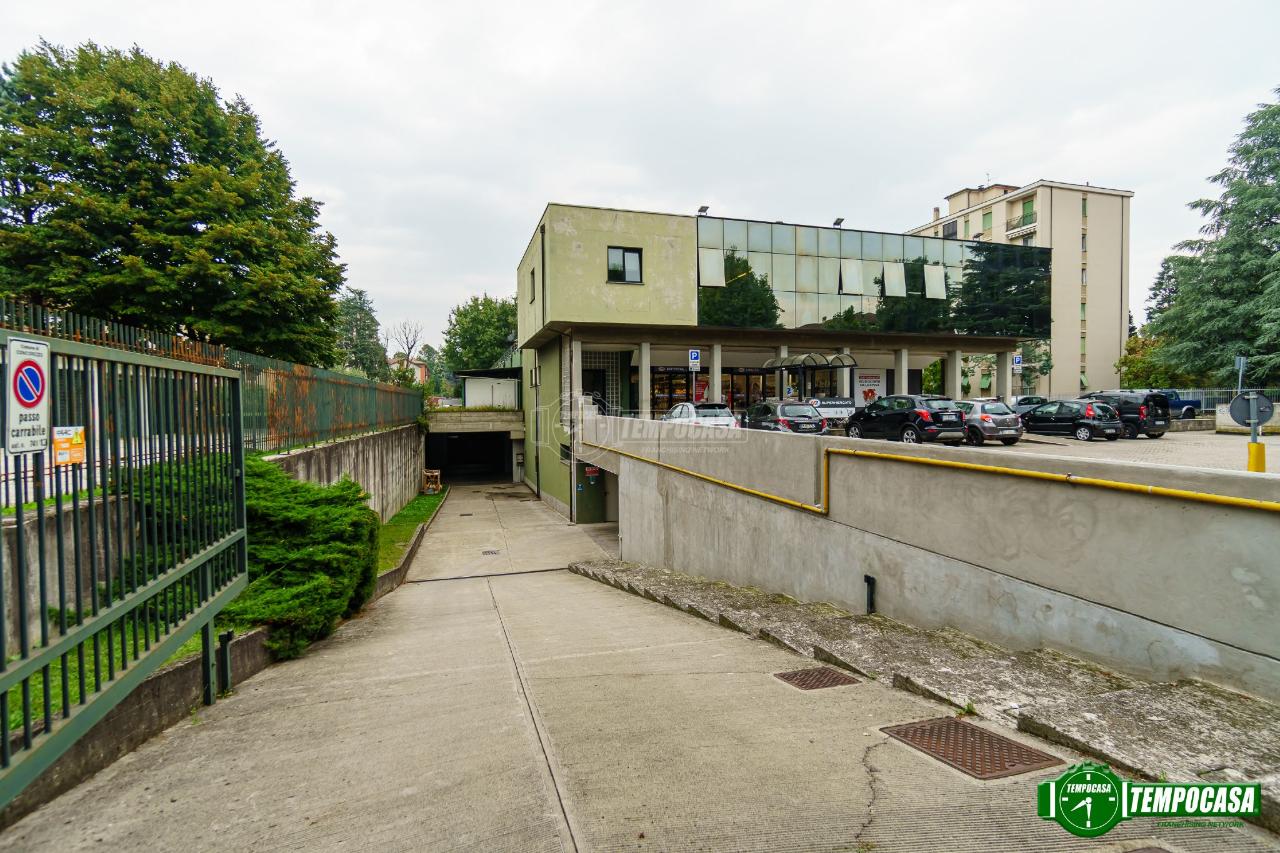 Magazzino in vendita a Concorezzo