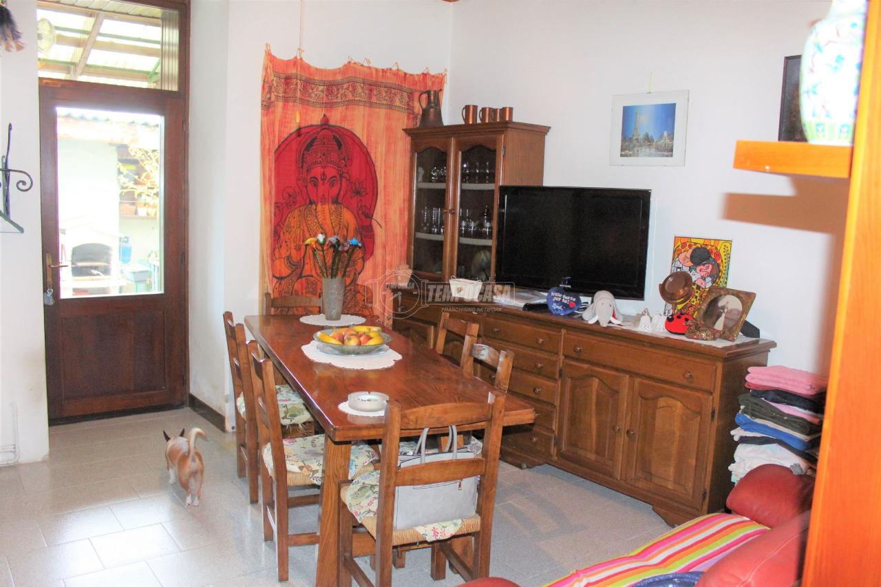 Trilocale in Via Giuseppe Verdi 3/G, Cassago Brianza