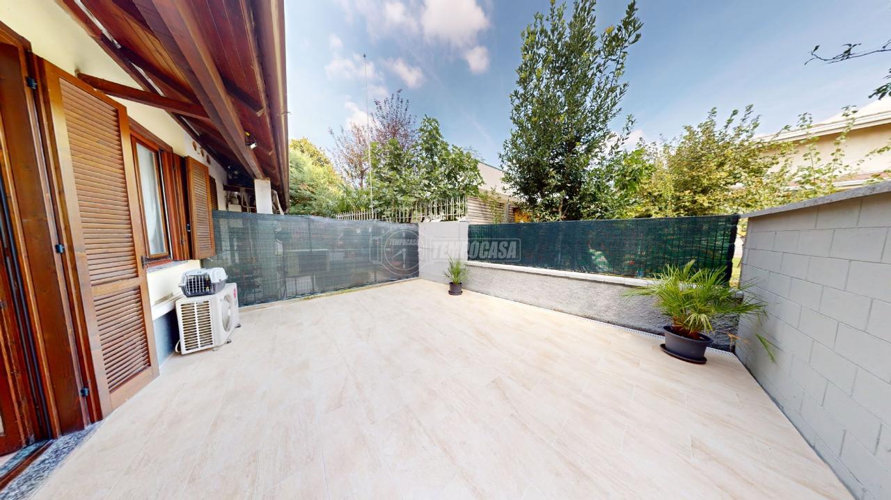 Appartamento in vendita a Varedo