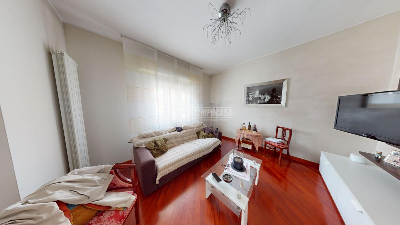 Appartamento in vendita a Varedo