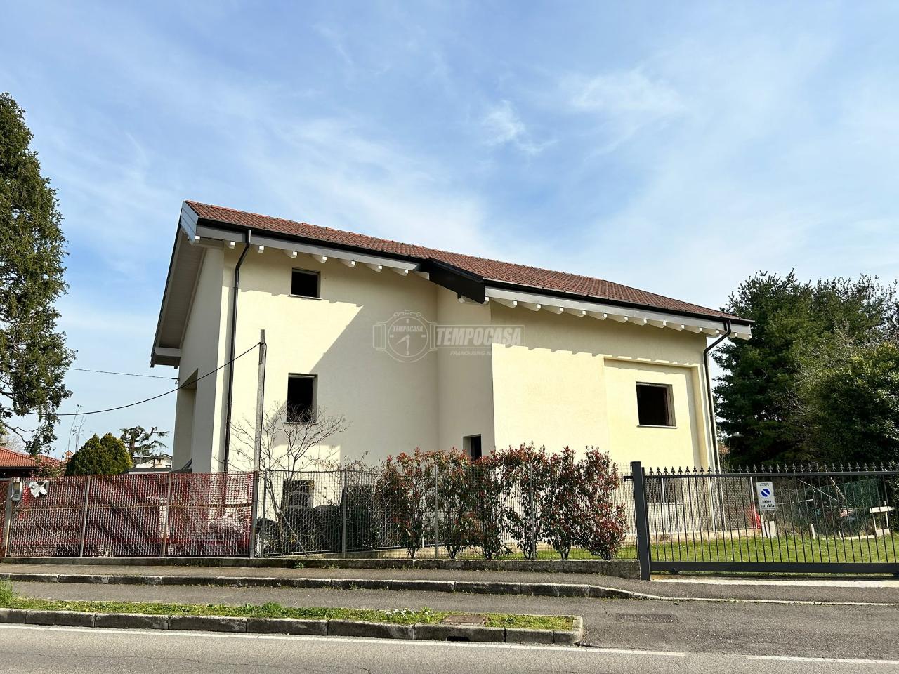 Villa in vendita a Misinto