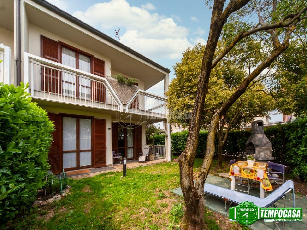 Villa a schiera in vendita a Muggiò