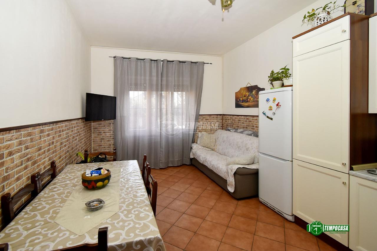 Appartamento in vendita a Rho