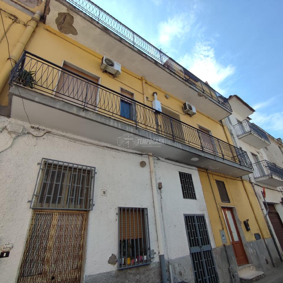 Palazzo in vendita a Marigliano