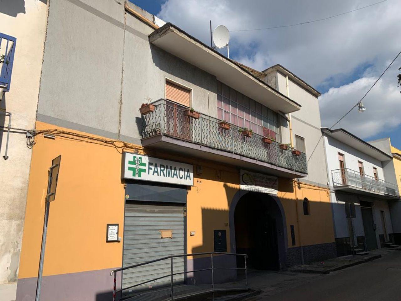 Negozio in vendita a Marigliano