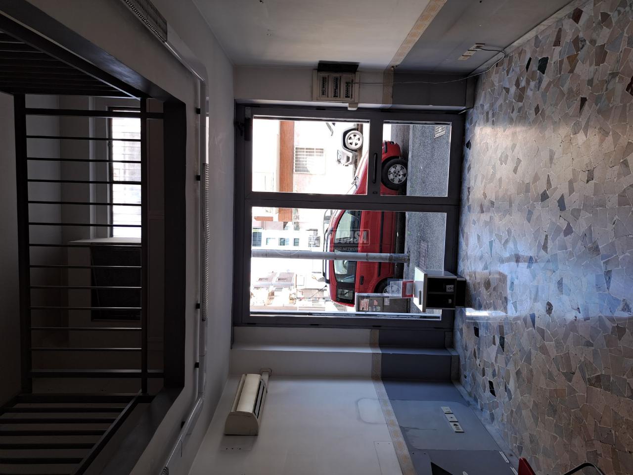 Negozio in affitto a Roma