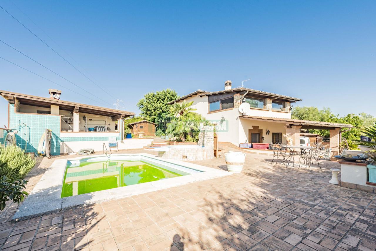 Villa in vendita a Cerveteri