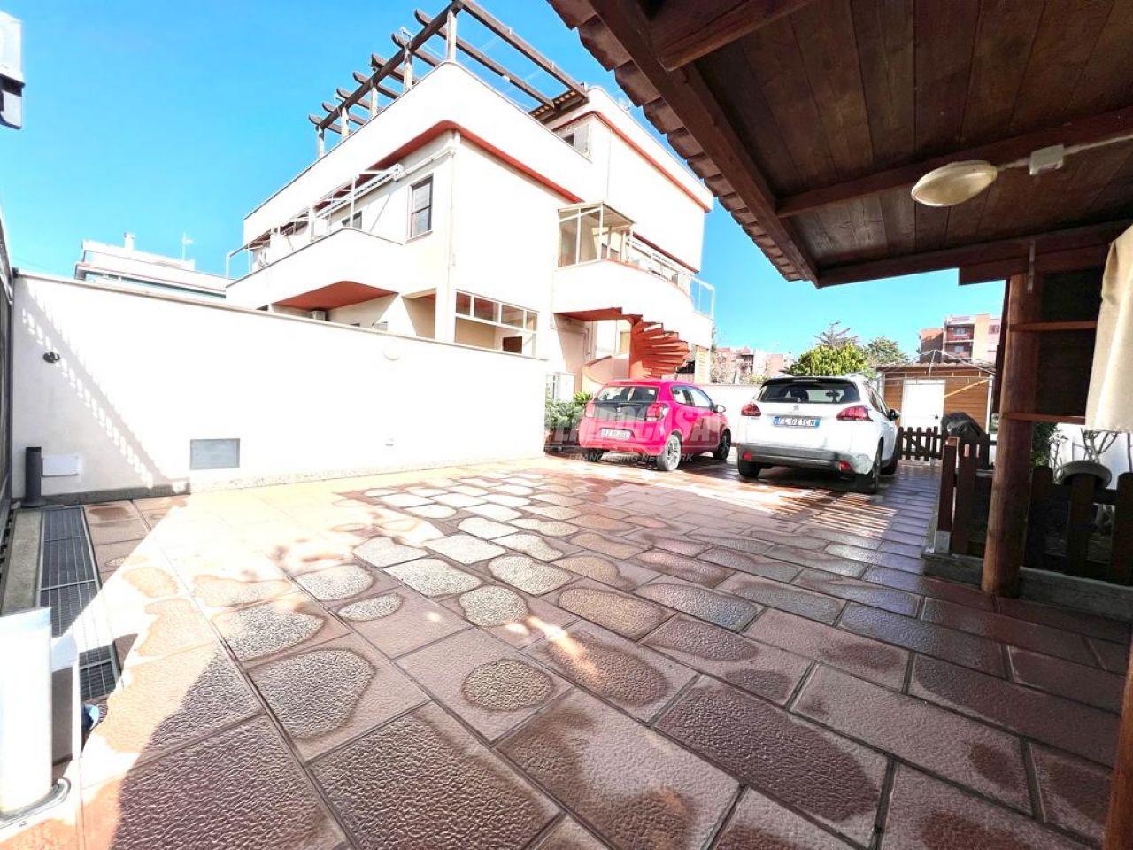 Casa indipendente in vendita a Civitavecchia