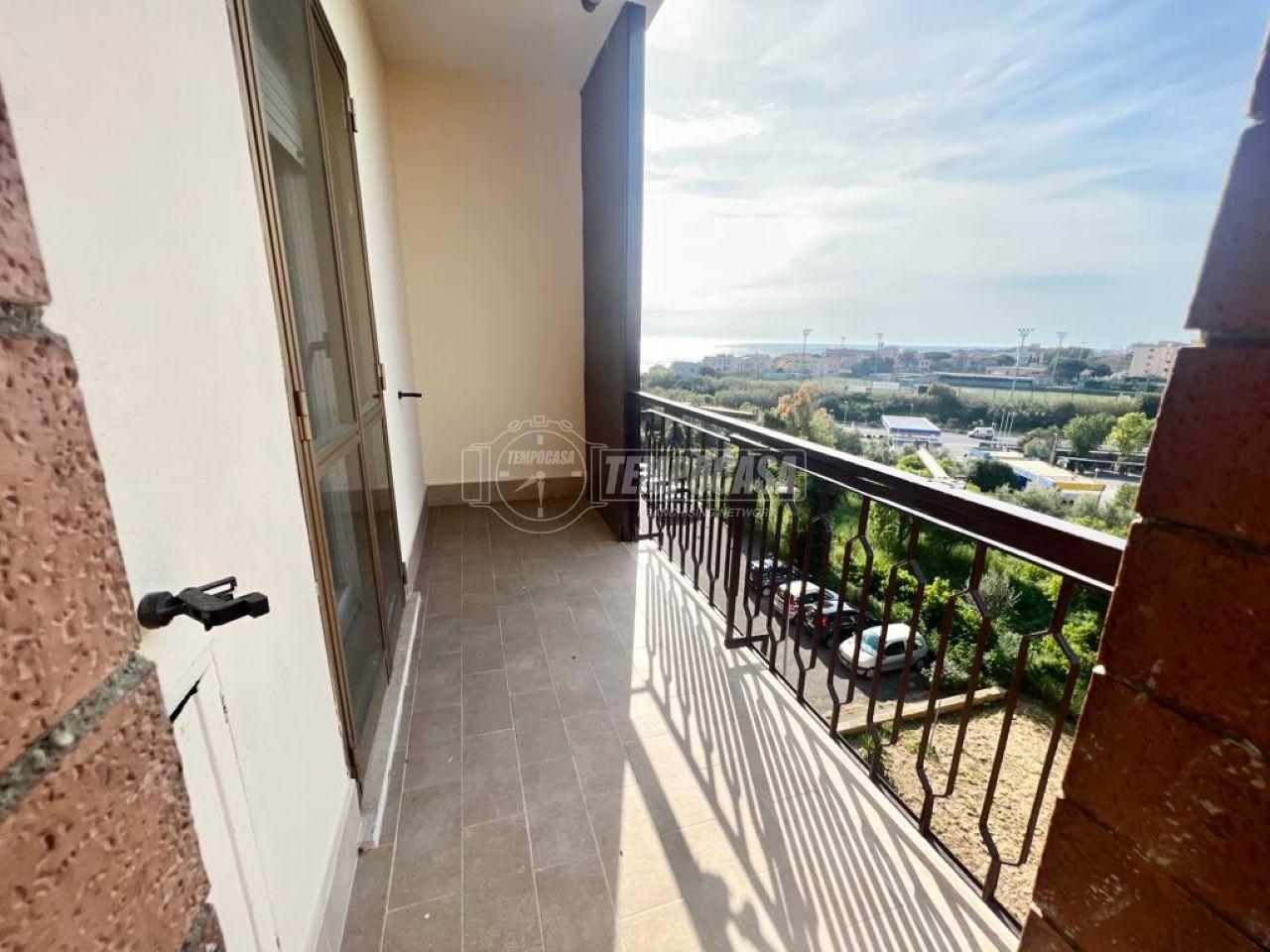 Appartamento in vendita a Civitavecchia