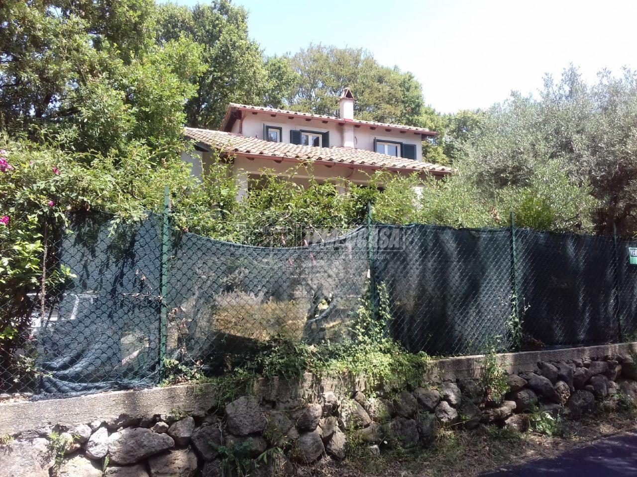 Rustico in vendita a Manziana