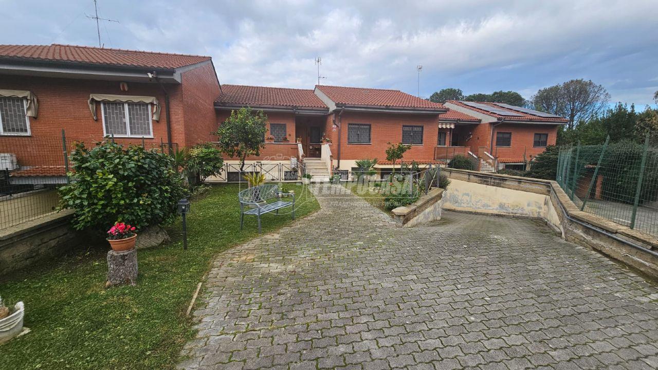 Villa a schiera in vendita a Roma