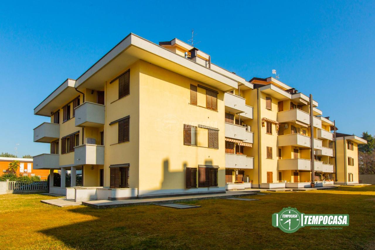 Trilocale in Via Lodi 28, Busto Arsizio